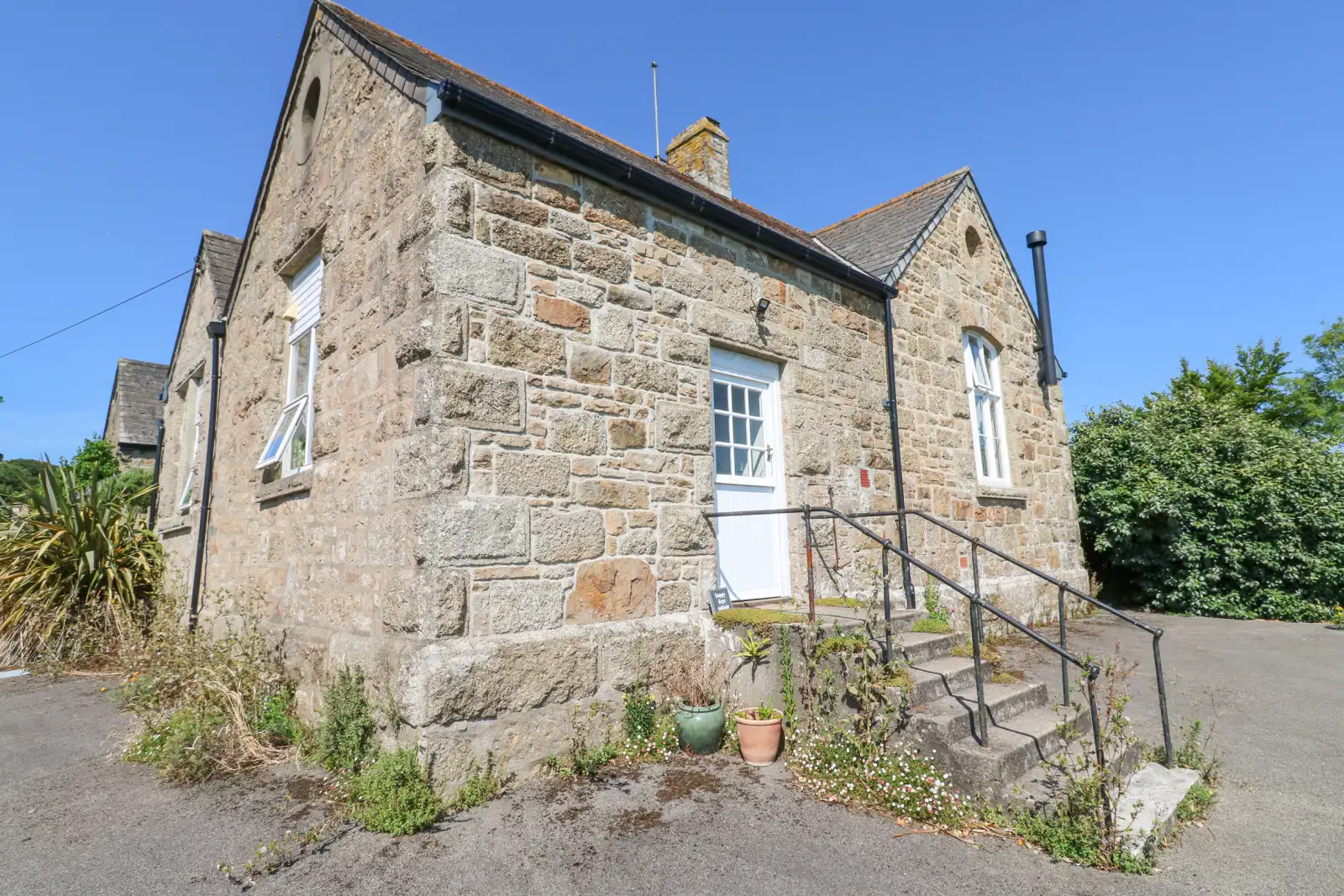 The Cottage - Dog Friendly Holiday Cottage in Crowlas, South West ...